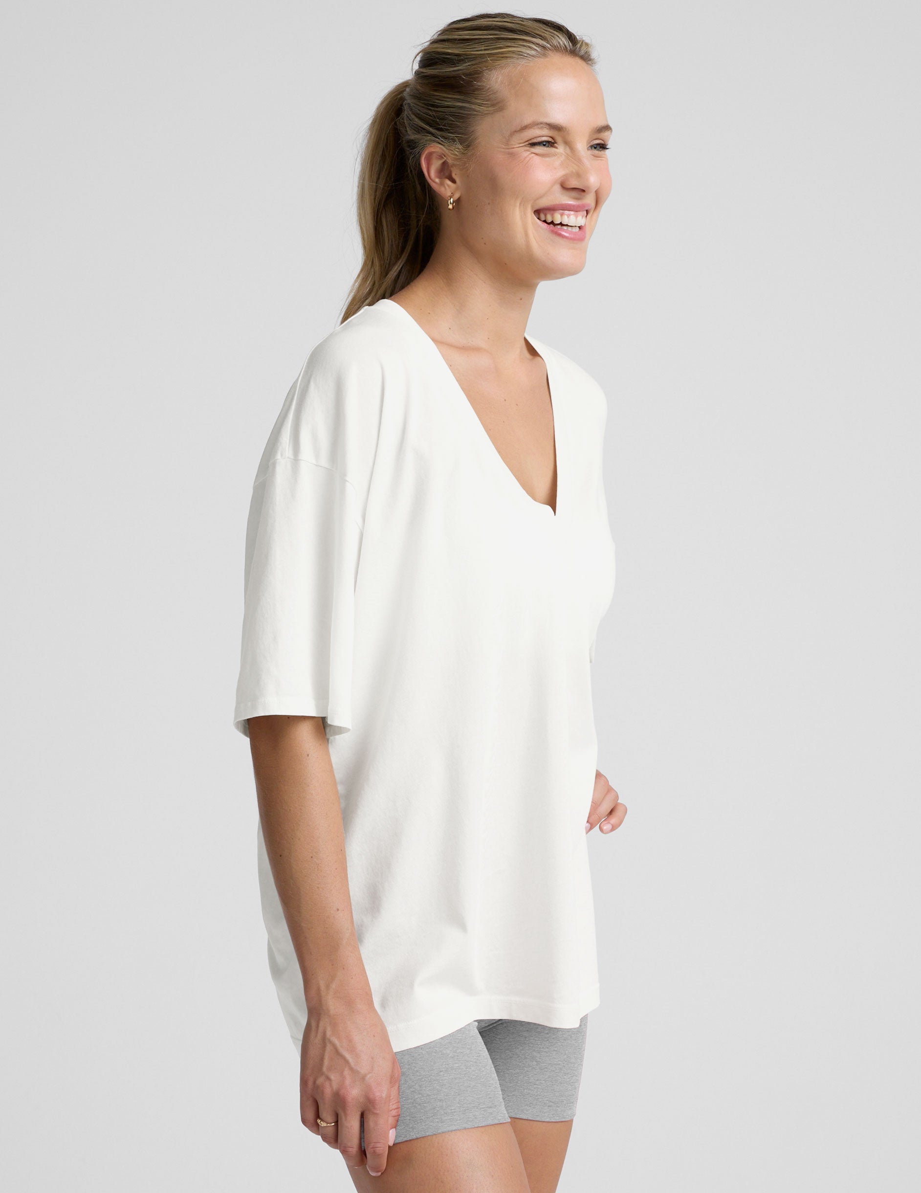Oversized V-neck Tee | Beyond Yoga