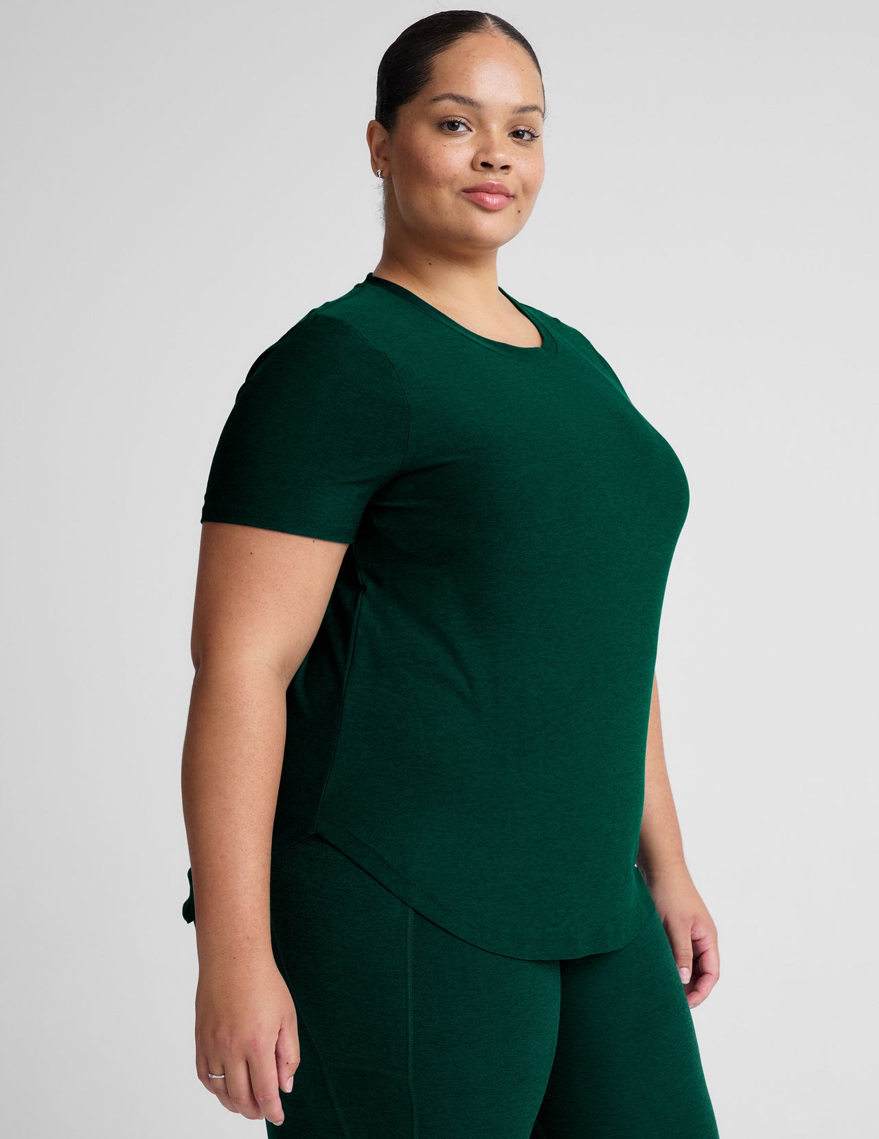 Featherweight On The Down Low Tee | Beyond Yoga