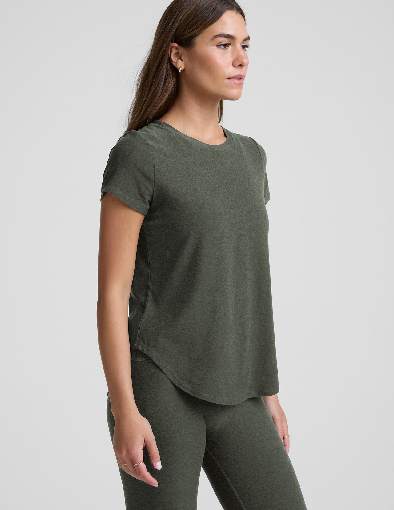 Featherweight On The Down Low Tee | Beyond Yoga