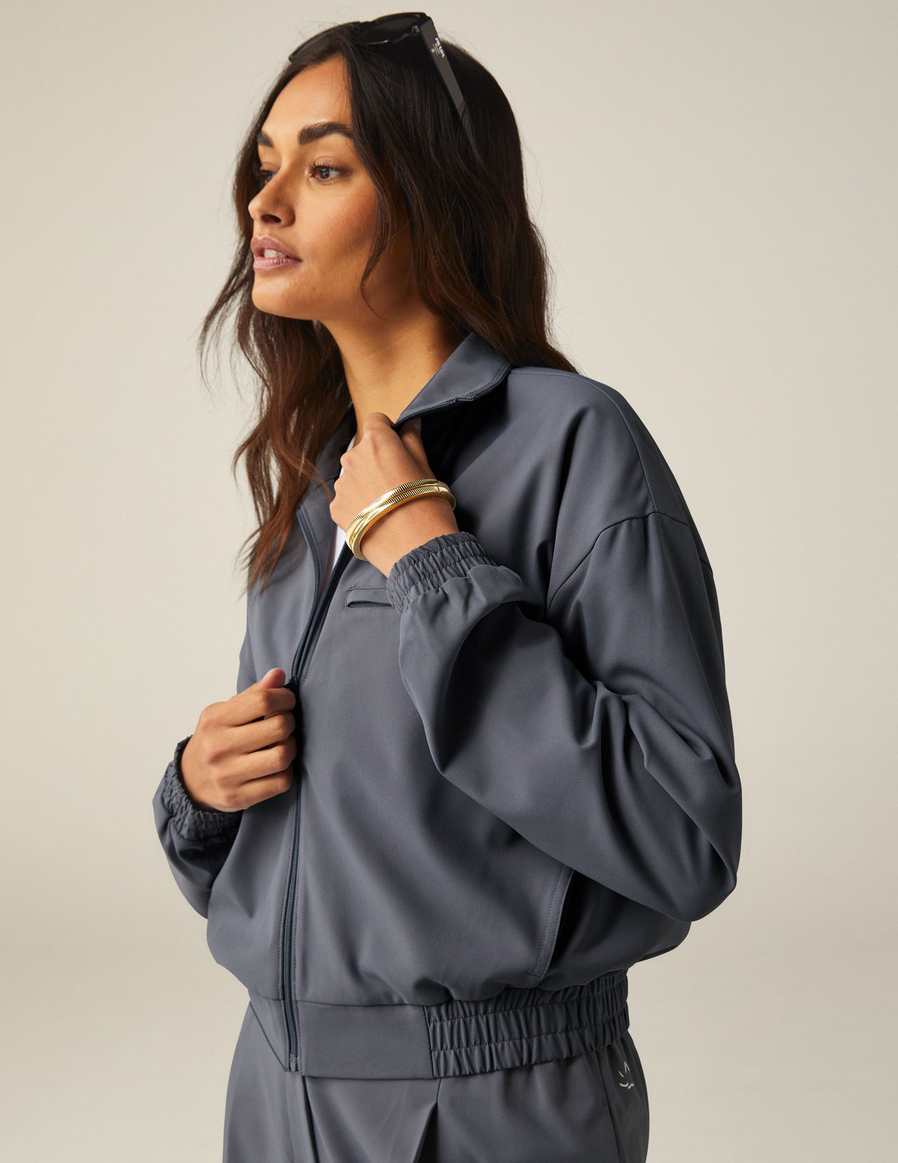 Jackets, Hoodies & Pullovers – Beyond Yoga