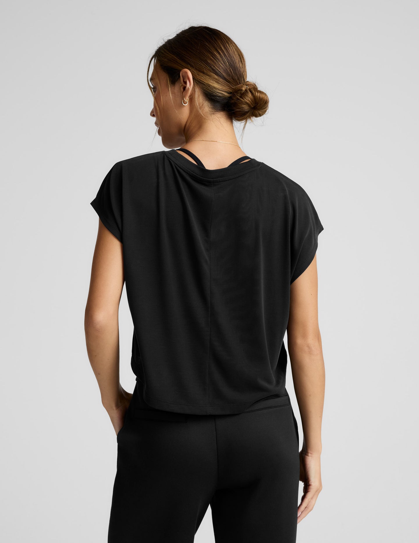 Studio Luxe Cropped Tee | Beyond Yoga